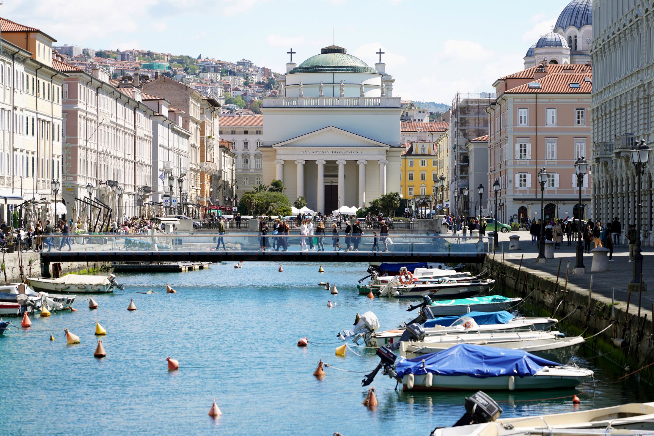 Goedkope vliegtickets Triëst vanaf € 72 | Transavia