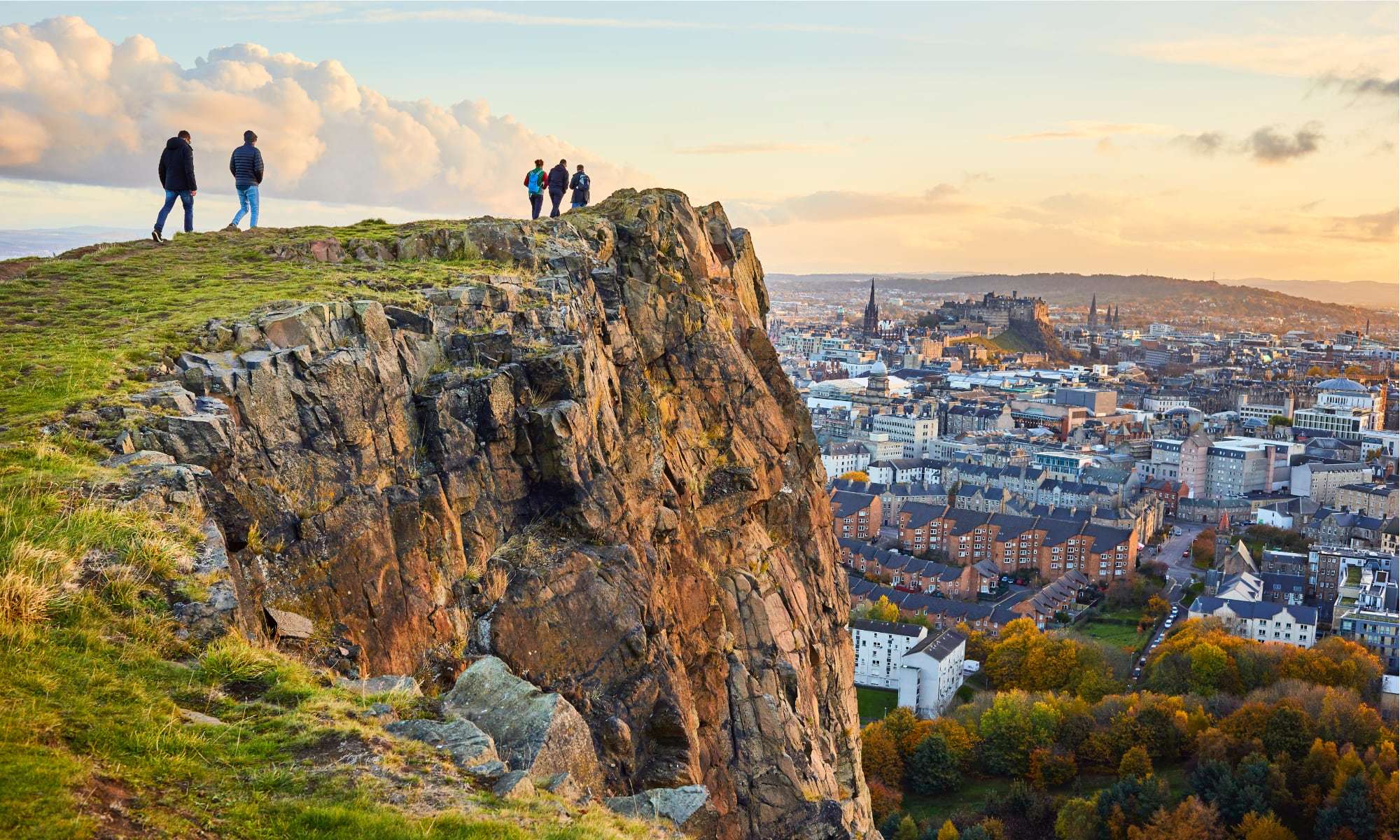 Affordable flights to Scotland from €39 | Transavia